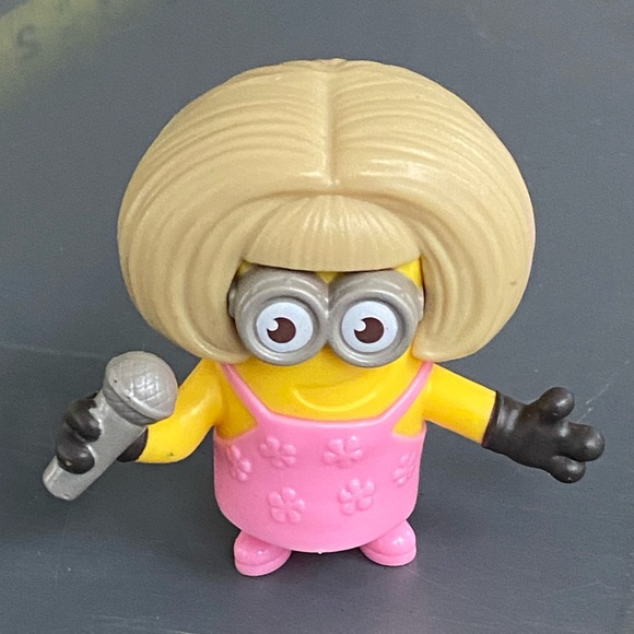 Toys | 219 Singer Mom 225 Mcdonalds Minion Action Figure Despicable Me ...